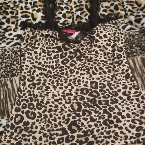 Demi Loon | Tops | Demi Loon Leopard Pin Up Top | Poshmark